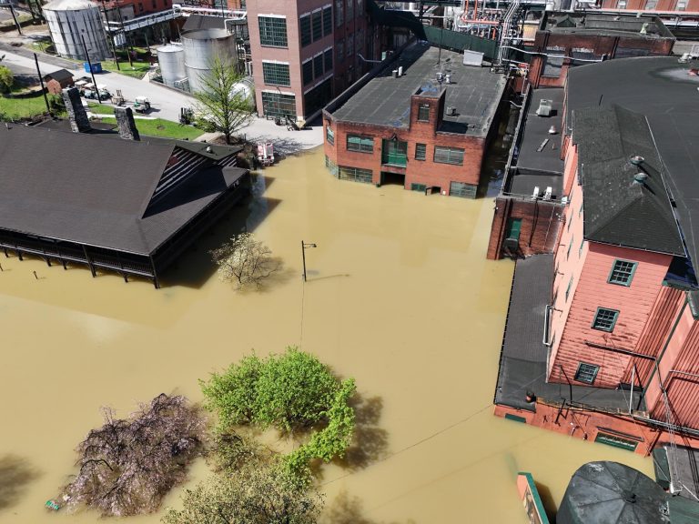 Buffalo Trace Flooded: Wednesday April 9 Updates, Photos and How To ...